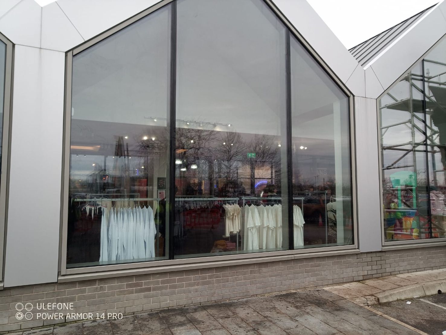 Replacement Glass, Cheshire oaks - GG Glass & Glazing | Contract ...